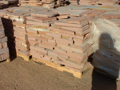 Lyons Red Wall Stone