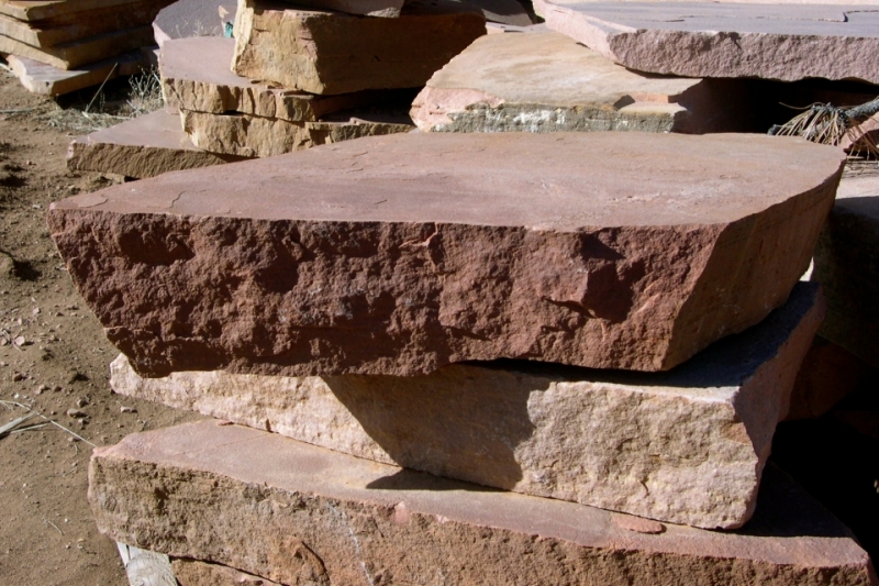 Lyons Red Blocks & Slabs