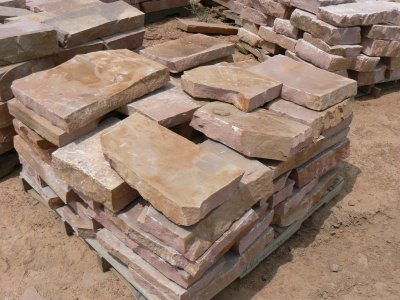 Lyons Red Wall Stone