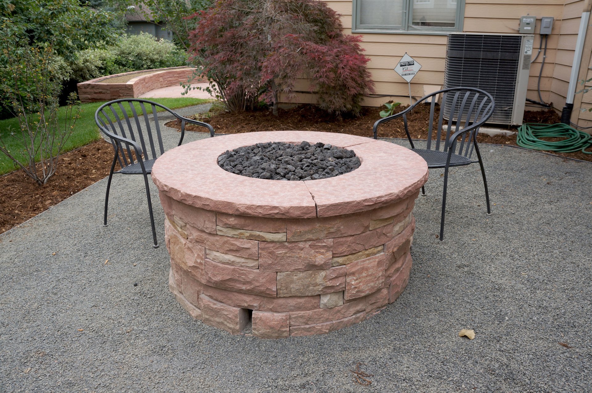 Lyons Red Wall Stone